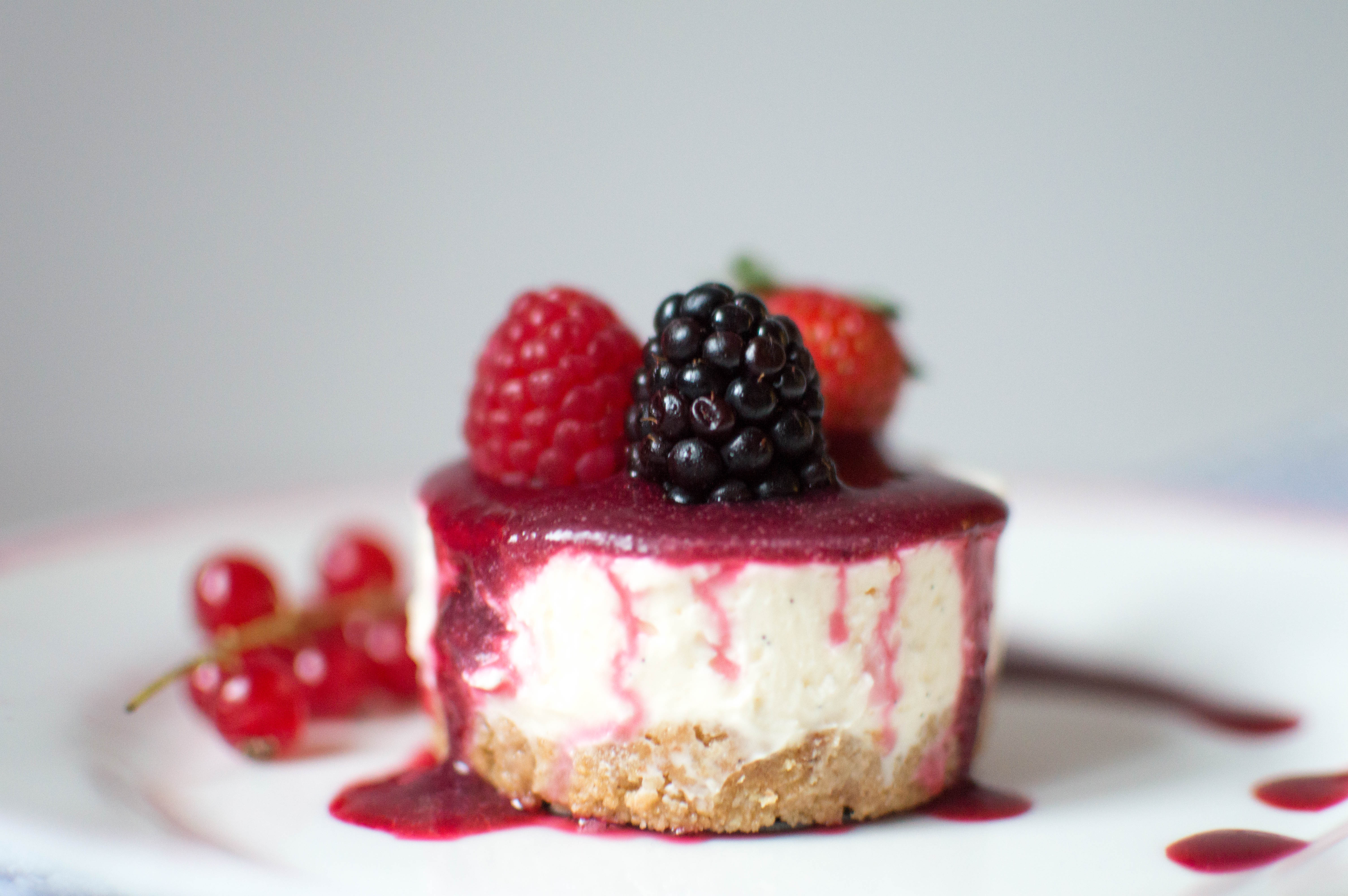 Individual Berry & Vanilla Cheesecakes – Kay's Kitchen