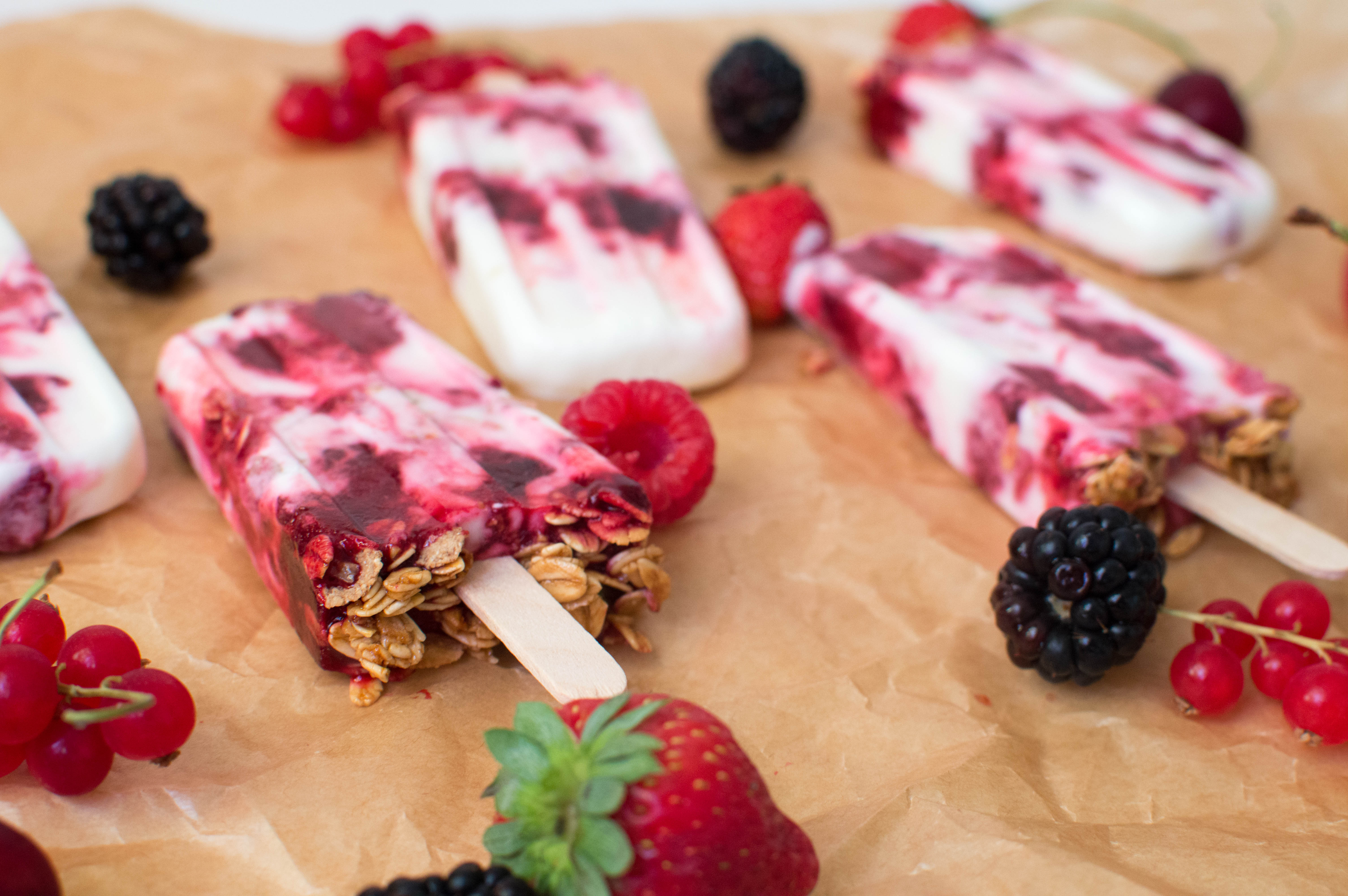 Berry & Granola Froyo Lollies – Kay's Kitchen