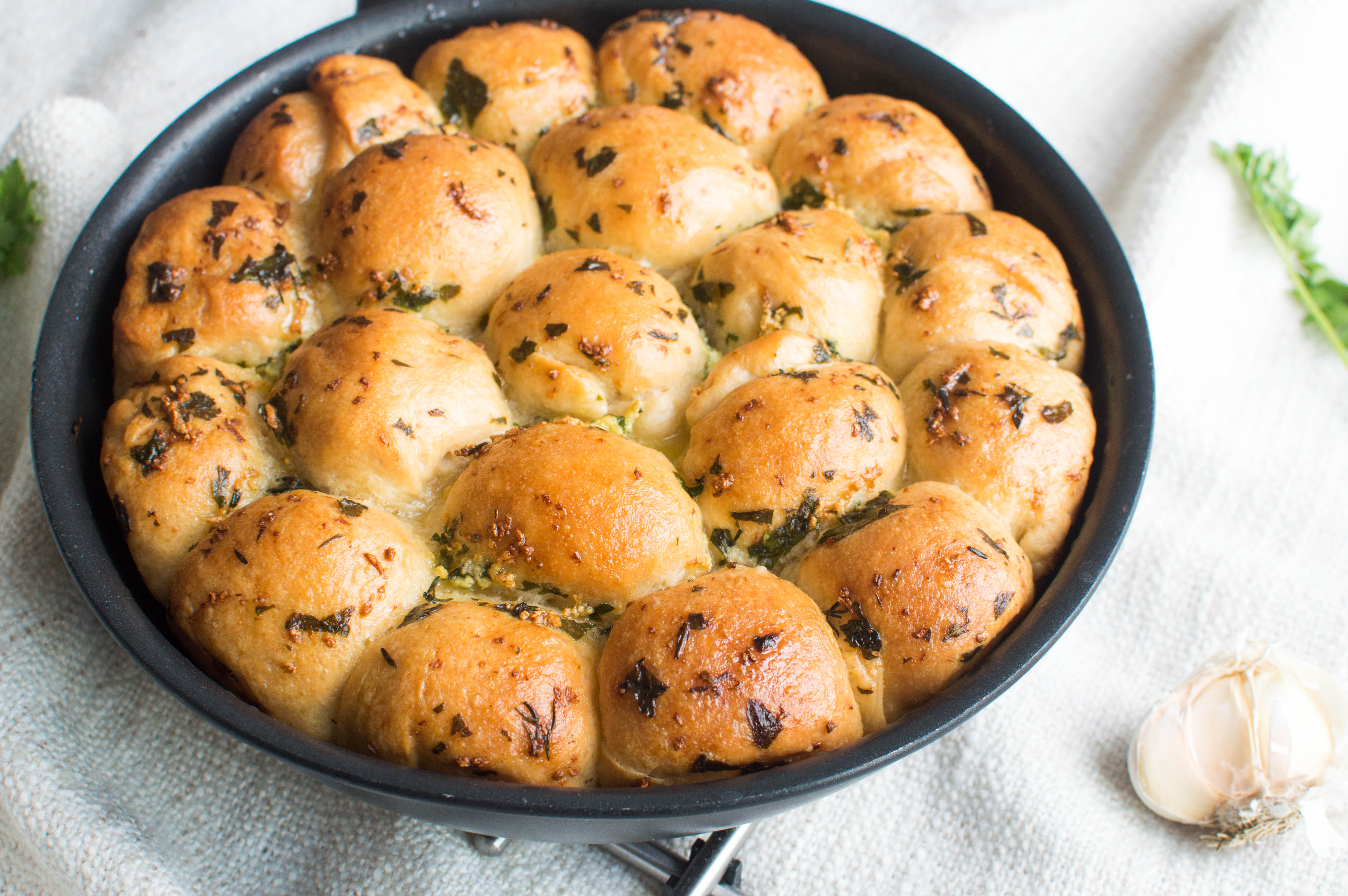 Tear & Share Garlic Dough Balls – Kay's Kitchen