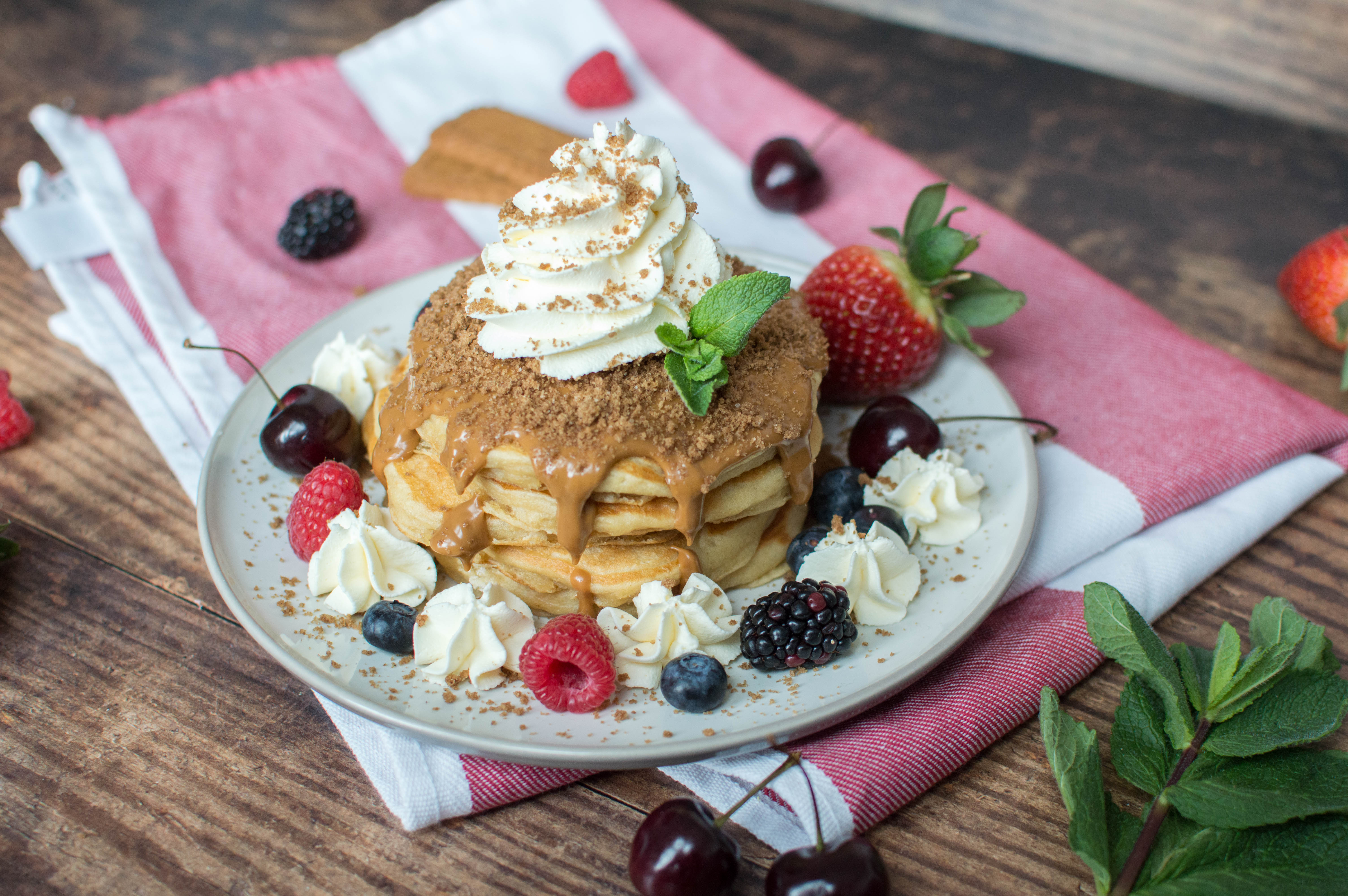 Lotus Biscoff (Speculoos) Pancakes – Kay's Kitchen