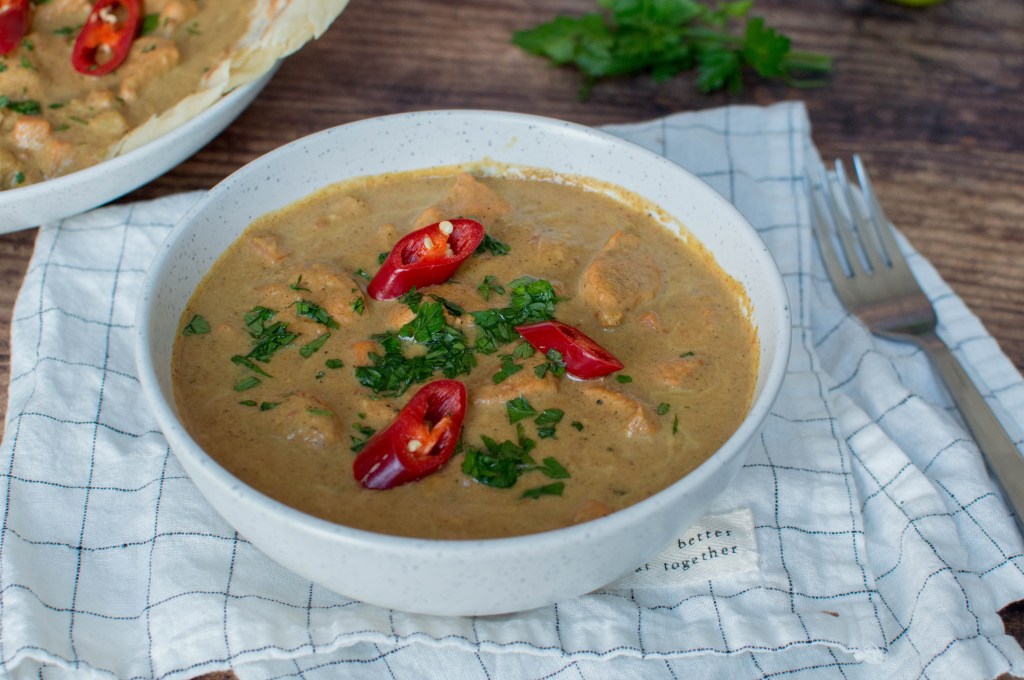 Swahili (Zanzibar Style) Coconut Chicken Curry With Parathas – Kay's ...